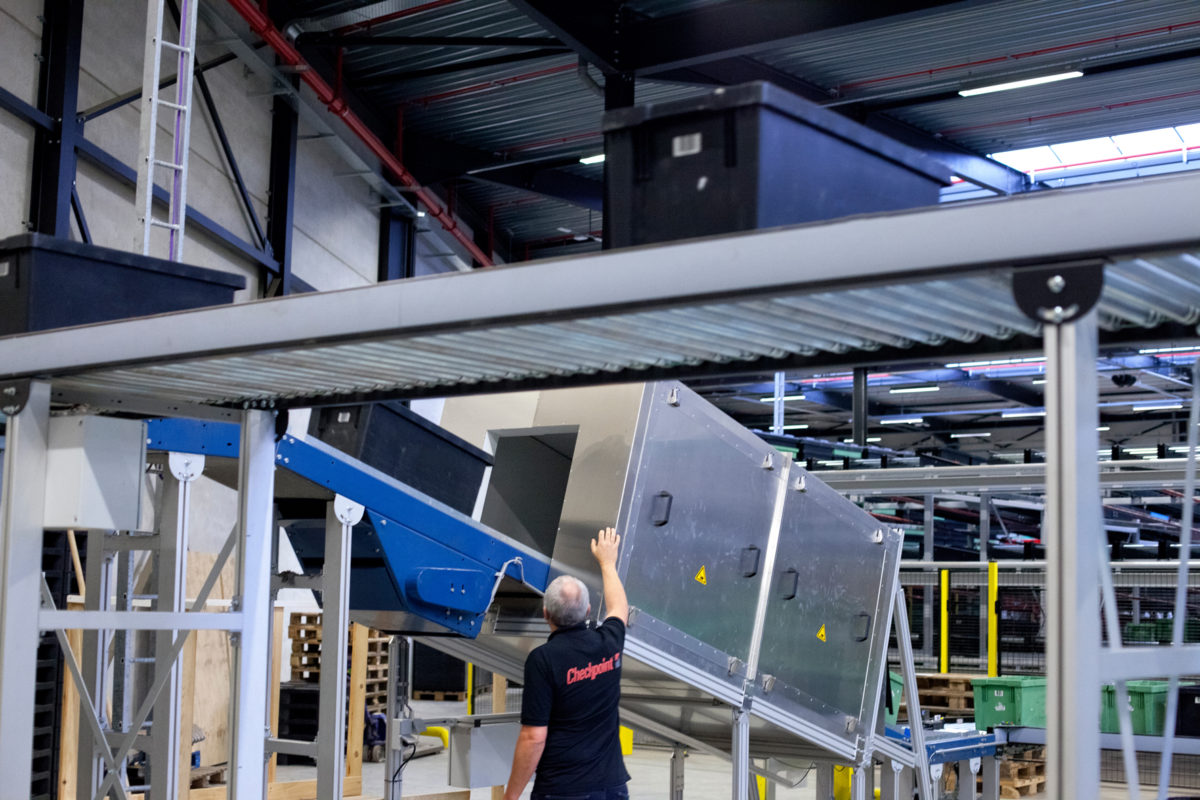 Logistica più precisa e veloce con il Tunnel RFID di Checkpoint Systems