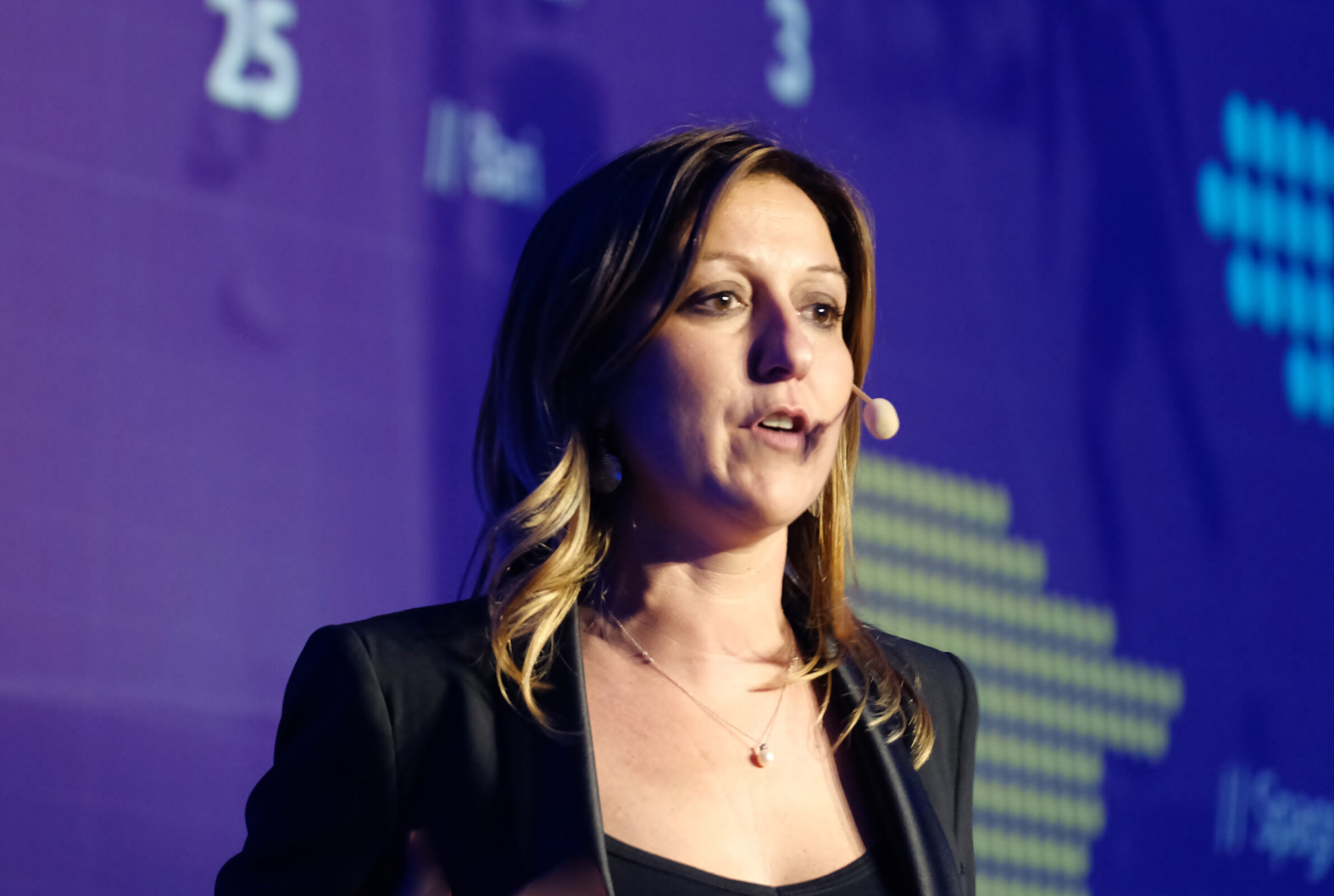 Var Group e AD Consulting insieme con Smart Services innovativi in ...